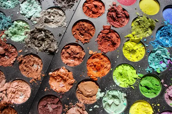 Deep Autumn Color Palette Guide (2026) - DiscoverFashions